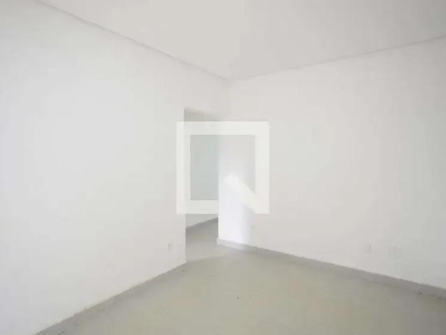 Casa / Sobrado para Locação em São Paulo/SP Ipiranga 4 Quartos
