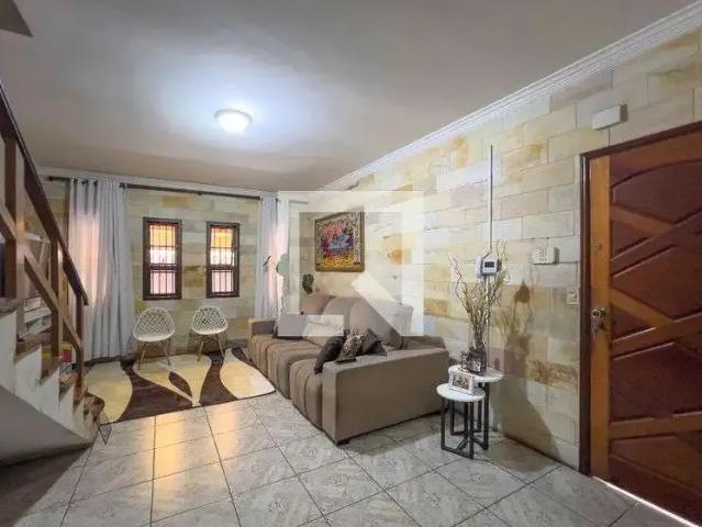 Casa / Sobrado para Locação em São Paulo/SP Ipiranga 4 Quartos