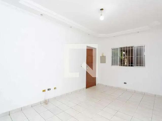 Casa / Sobrado para Locação em São Paulo/SP Itaim Paulista 3 Quartos