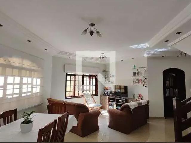 Casa / Sobrado para Locação em São Paulo/SP Itaim Paulista 3 Quartos