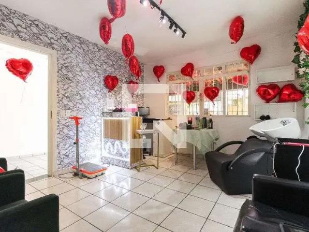 Casa / Sobrado para Locação em São Paulo/SP Itaquera 3 Quartos