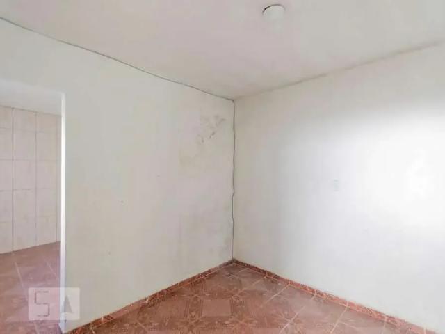 Casa / Sobrado para Locação em São Paulo/SP Itaquera 1 Quartos