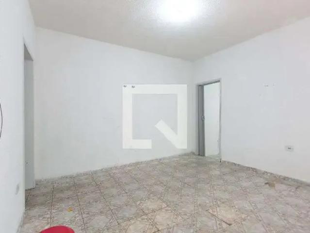Casa / Sobrado para Locação em São Paulo/SP Itaquera 1 Quartos