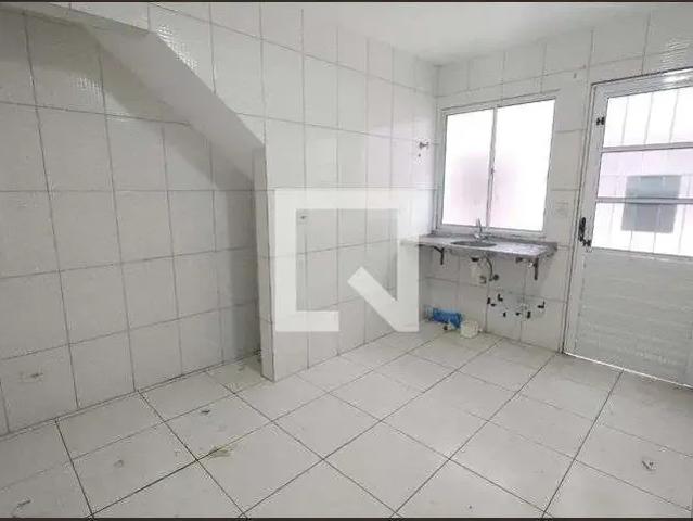 Casa / Sobrado para Locação em São Paulo/SP Itaquera 1 Quartos