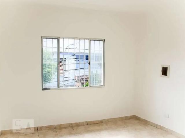 Casa / Sobrado para Locação em São Paulo/SP Itaquera 1 Quartos