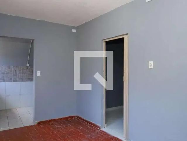 Casa / Sobrado para Locação em São Paulo/SP Itaquera 2 Quartos