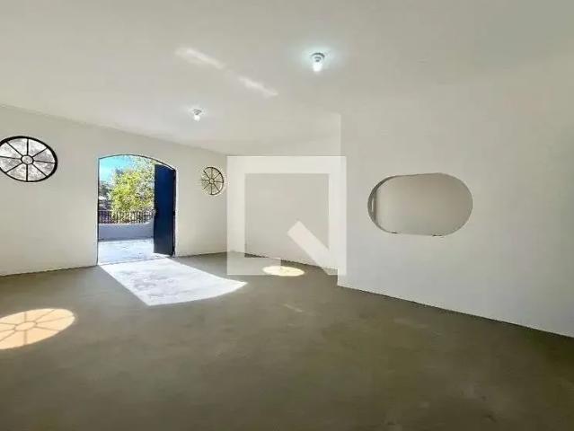 Casa / Sobrado para Locação em São Paulo/SP Jabaquara 3 Quartos