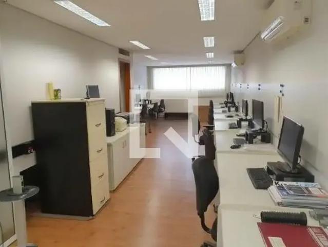 Casa / Sobrado para Locação em São Paulo/SP Jabaquara 4 Quartos