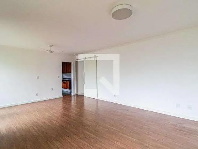 Casa / Sobrado para Locação em São Paulo/SP Jaguaré 5 Quartos