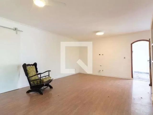 Casa / Sobrado para Locação em São Paulo/SP Jaguaré 3 Quartos