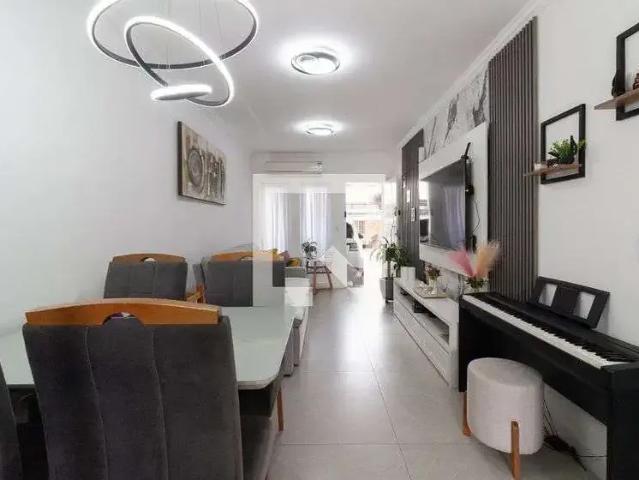 Casa / Sobrado para Locação em São Paulo/SP Jaguaré 3 Quartos