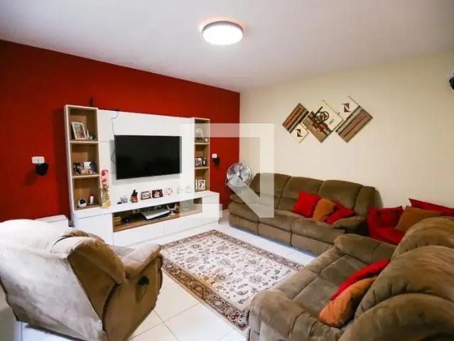 Casa / Sobrado para Locação em São Paulo/SP Jaraguá 3 Quartos