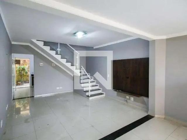 Casa / Sobrado para Locação em São Paulo/SP Jaraguá 3 Quartos