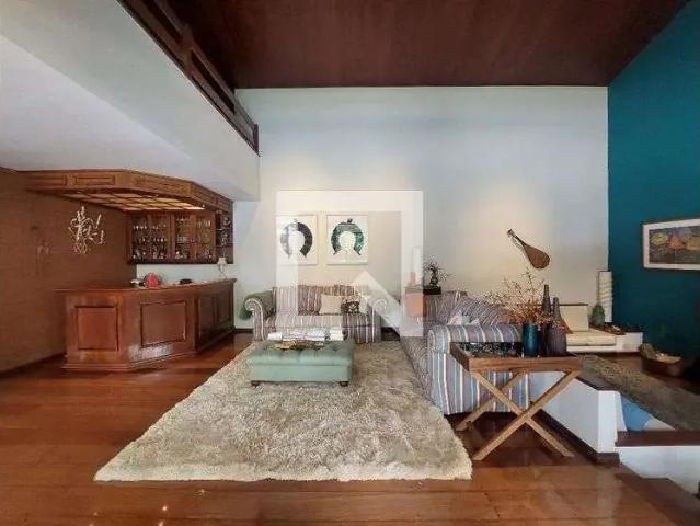 Casa / Sobrado para Locação em São Paulo/SP Jardim Marajoara 4 Quartos