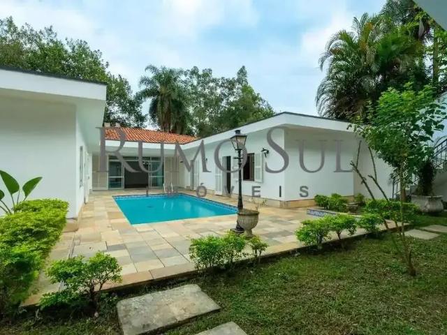 Casa / Sobrado para Locação em São Paulo/SP Jardim Marajoara 4 Quartos
