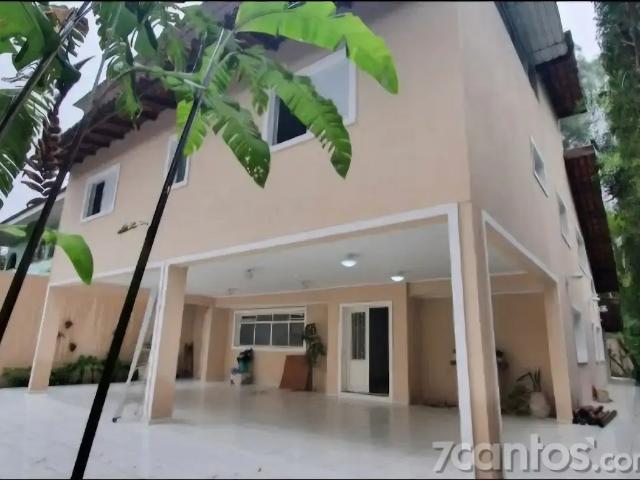 Casa / Sobrado para Locação em São Paulo/SP Jardim Marajoara 4 Quartos