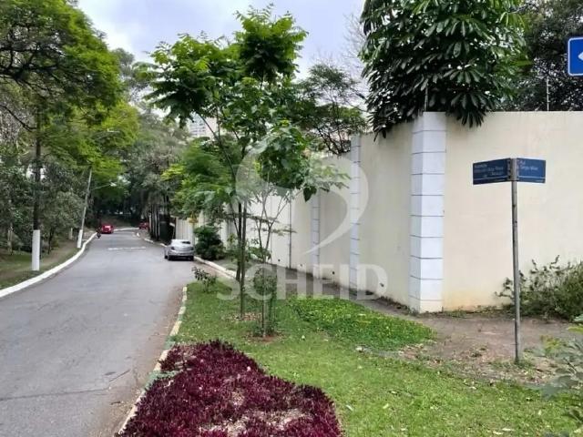 Casa / Sobrado para Locação em São Paulo/SP Jardim Marajoara 5 Quartos