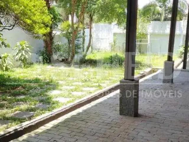Casa / Sobrado para Locação em São Paulo/SP Jardim Marajoara 5 Quartos
