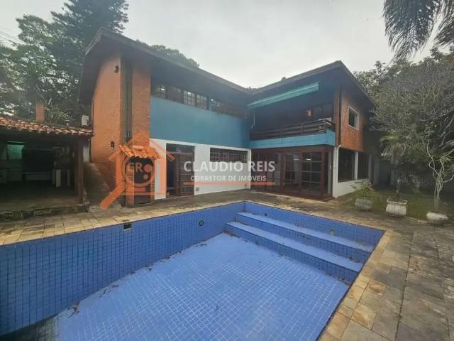 Casa / Sobrado para Locação em São Paulo/SP Jardim Marajoara 6 Quartos