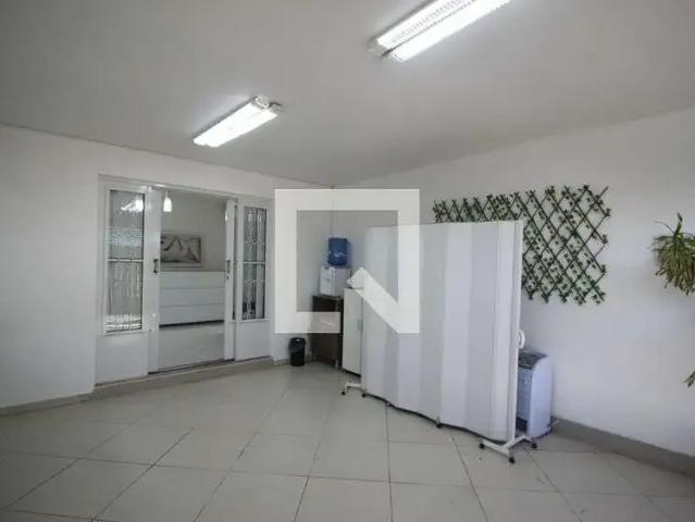 Casa / Sobrado para Locação em São Paulo/SP Jardim Marajoara 3 Quartos