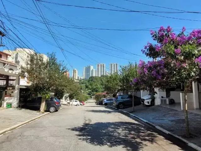 Casa / Sobrado para Locação em São Paulo/SP Jardim Marajoara 3 Quartos