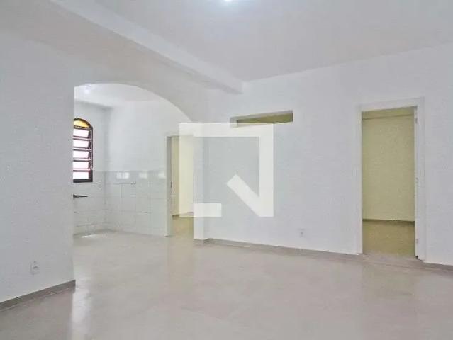 Casa / Sobrado para Locação em São Paulo/SP Jardim Marisa 2 Quartos