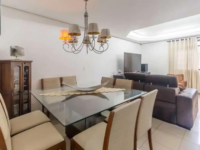 Casa / Sobrado para Locação em São Paulo/SP Jardim Nosso Lar 4 Quartos