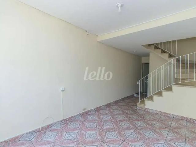 Casa / Sobrado para Locação em São Paulo/SP Jardim Oriental 3 Quartos