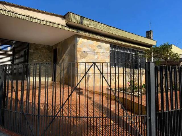 Casa / Sobrado para Locação em São Paulo/SP Jardim Oriental 3 Quartos