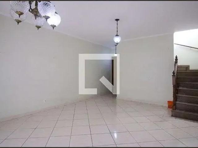 Casa / Sobrado para Locação em São Paulo/SP Jardim Avelino 4 Quartos