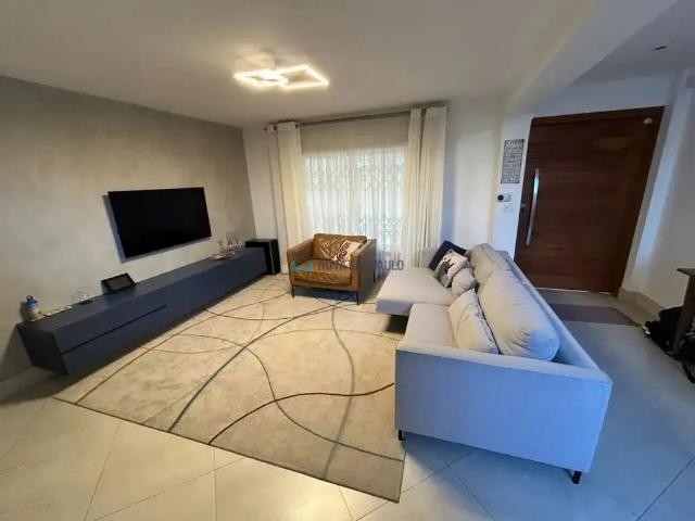 Casa / Sobrado para Locação em São Paulo/SP Jardim Aeroporto 3 Quartos