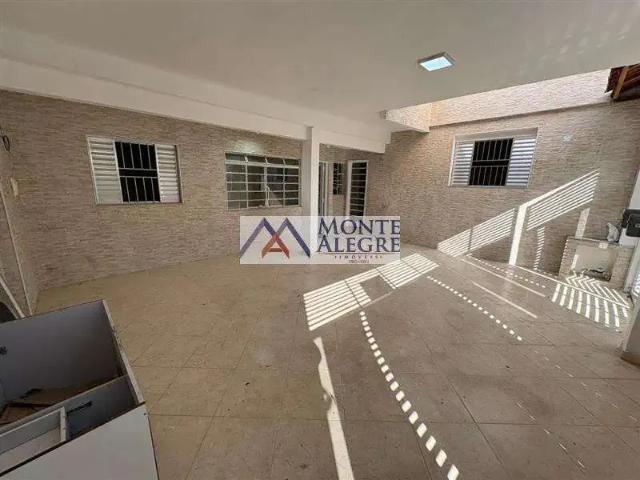 Casa / Sobrado para Locação em São Paulo/SP Jardim Alzira 2 Quartos