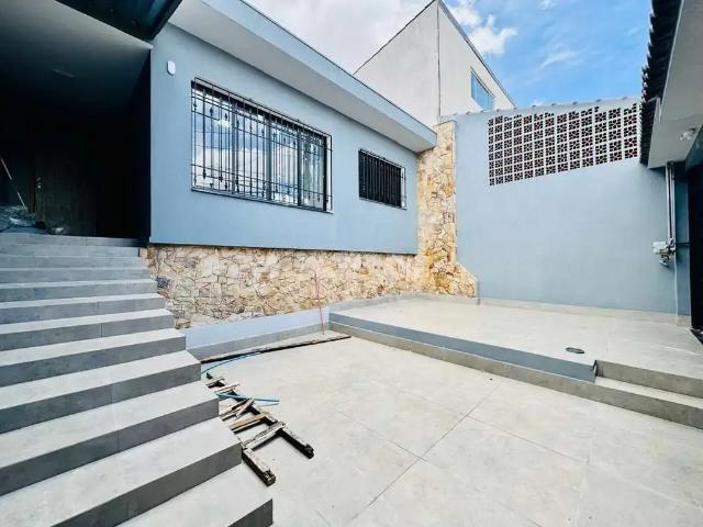 Casa / Sobrado para Locação em São Paulo/SP Jardim Alzira 2 Quartos