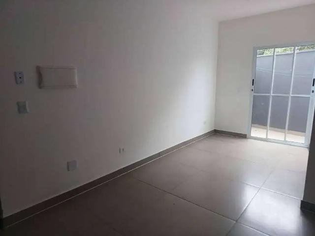 Casa / Sobrado para Locação em São Paulo/SP Jardim Amália 2 Quartos