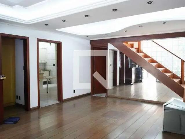 Casa / Sobrado para Locação em São Paulo/SP Jardim Anália Franco 5 Quartos