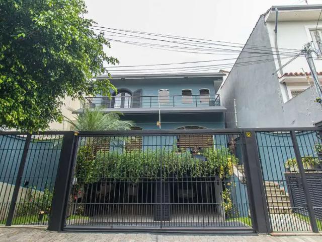 Casa / Sobrado para Locação em São Paulo/SP Jardim da Glória 4 Quartos