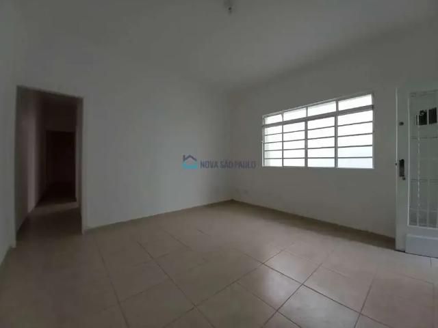 Casa / Sobrado para Locação em São Paulo/SP Jardim da Glória 2 Quartos