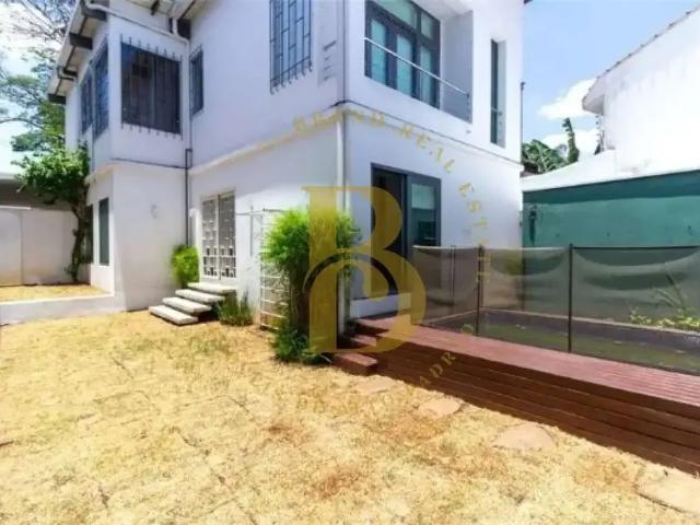 Casa / Sobrado para Locação em São Paulo/SP Jardim Europa 3 Quartos