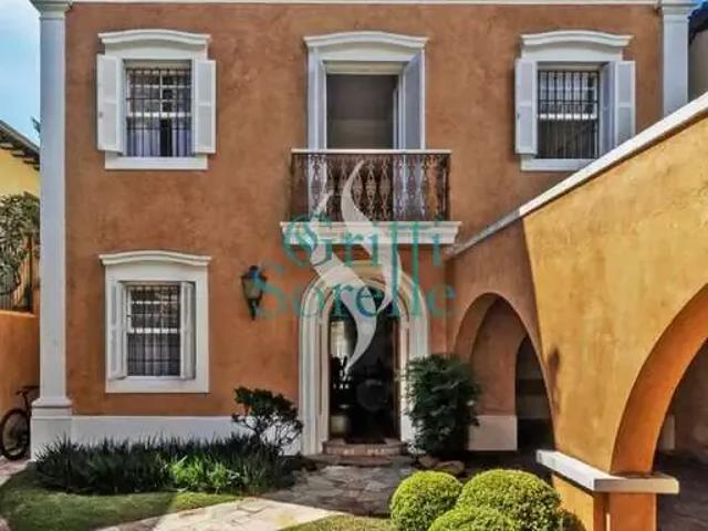 Casa / Sobrado para Locação em São Paulo/SP Jardim Europa 3 Quartos