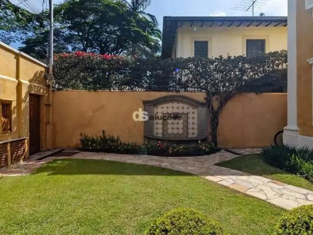 Casa / Sobrado para Locação em São Paulo/SP Jardim Europa 3 Quartos
