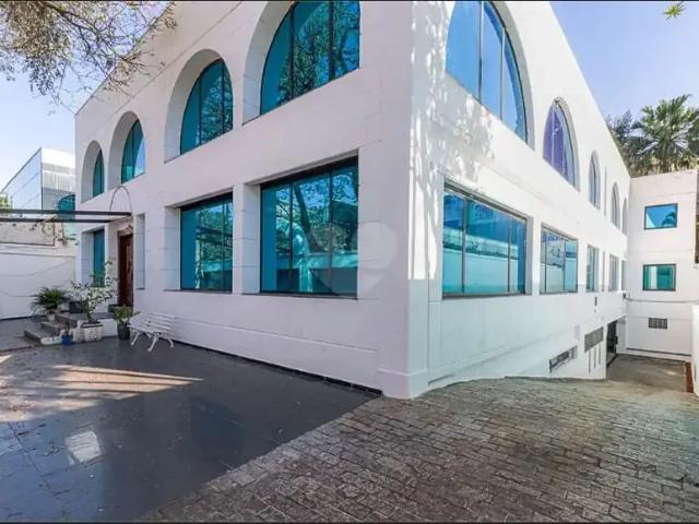 Casa / Sobrado para Locação em São Paulo/SP Jardim Everest 15 Quartos