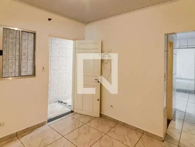 Casa / Sobrado para Locação em São Paulo/SP Jardim Ester Yolanda 2 Quartos