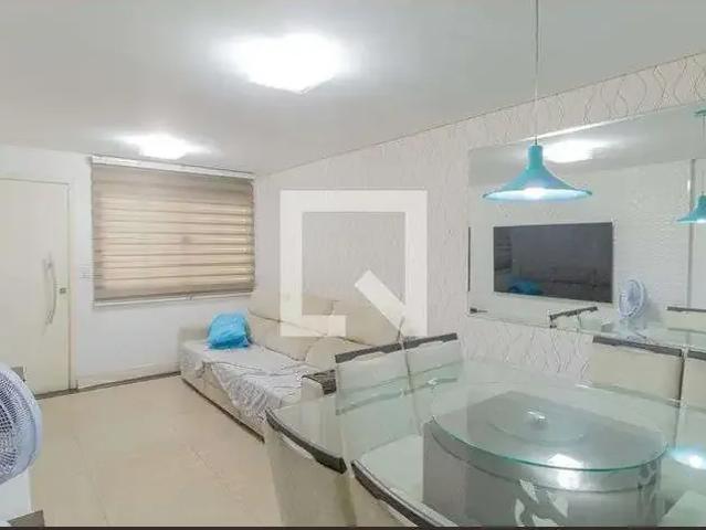 Casa / Sobrado para Locação em São Paulo/SP Jardim Fernandes 3 Quartos