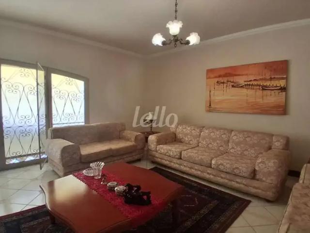 Casa / Sobrado para Locação em São Paulo/SP Jardim Ibiratiba 4 Quartos