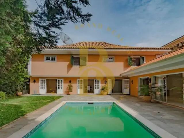 Casa / Sobrado para Locação em São Paulo/SP Jardim Leonor 4 Quartos