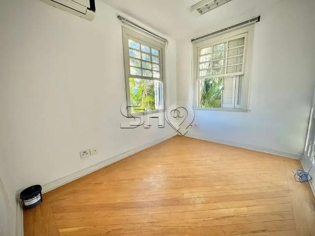 Casa / Sobrado para Locação em São Paulo/SP Jardim Paulista 3 Quartos