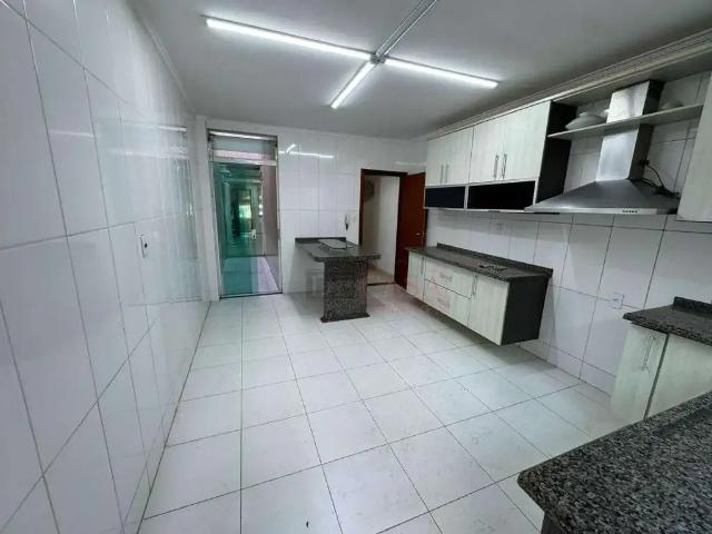 Casa / Sobrado para Locação em São Paulo/SP Jardim Popular 3 Quartos