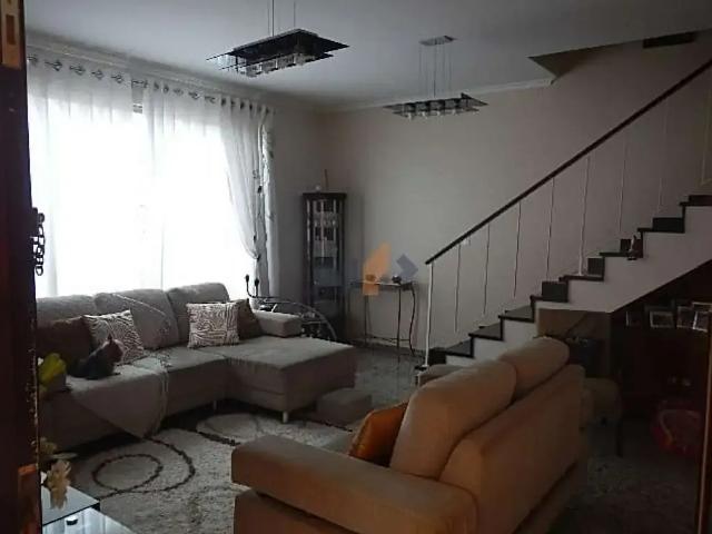 Casa / Sobrado para Locação em São Paulo/SP Jardim Previdência 3 Quartos