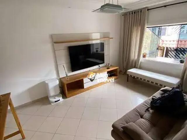 Casa / Sobrado para Locação em São Paulo/SP Jardim Regina 3 Quartos