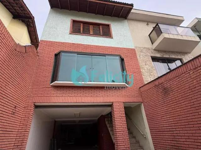 Casa / Sobrado para Locação em São Paulo/SP Jardim Regina 3 Quartos